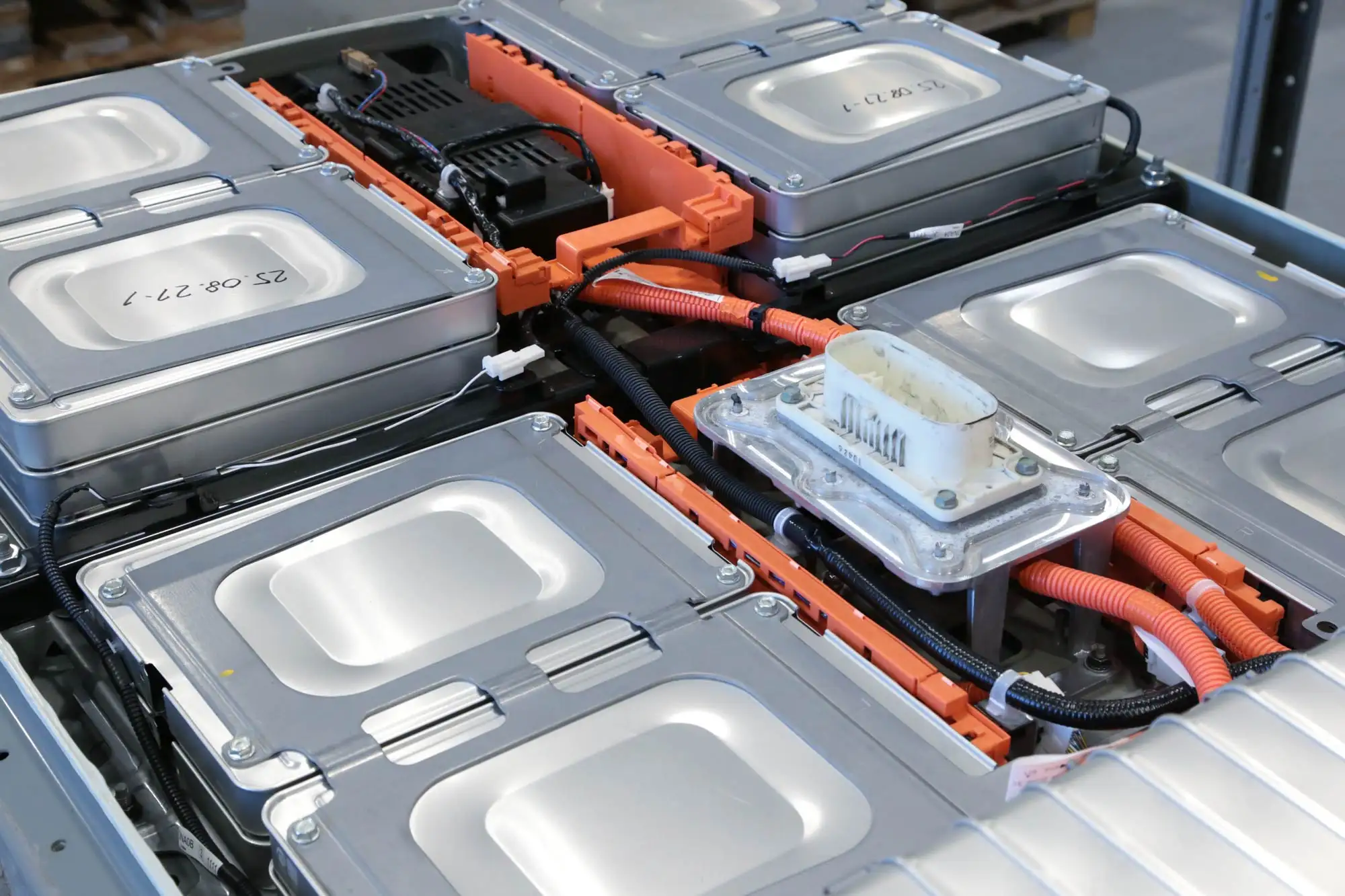How BDU Integrates with BMS to Enhance EV Battery Safety and ...